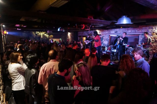 Ξέφρενο πάρτι με τους Imam Baildi στη "Χώρα" - Δείτε ΒΙNΤΕΟ + ΦΩΤΟ ...